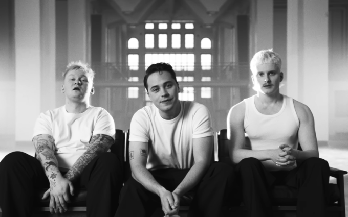 フィンランドを代表するバンド、KUUMAA（クーマ）新曲「Pieni ystävä」のMVを公開 | QueerPlusUp